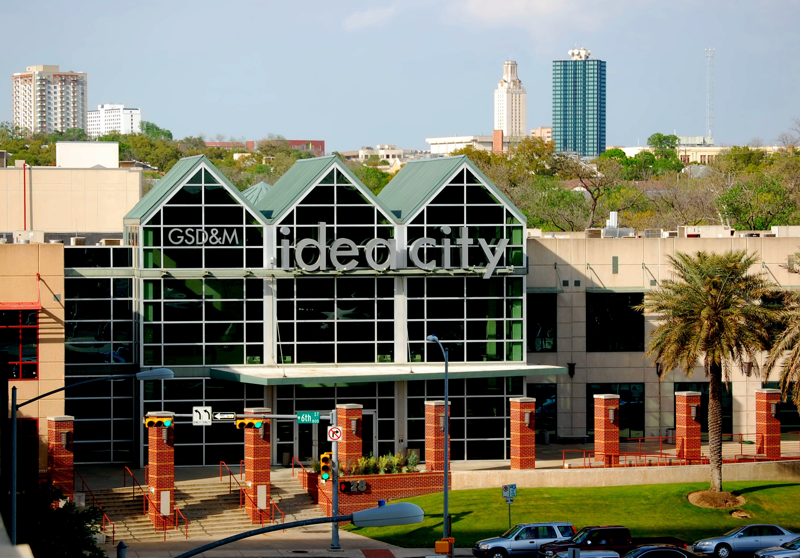 Should You Hire a Local Marketing Agency? 4 Important Considerations