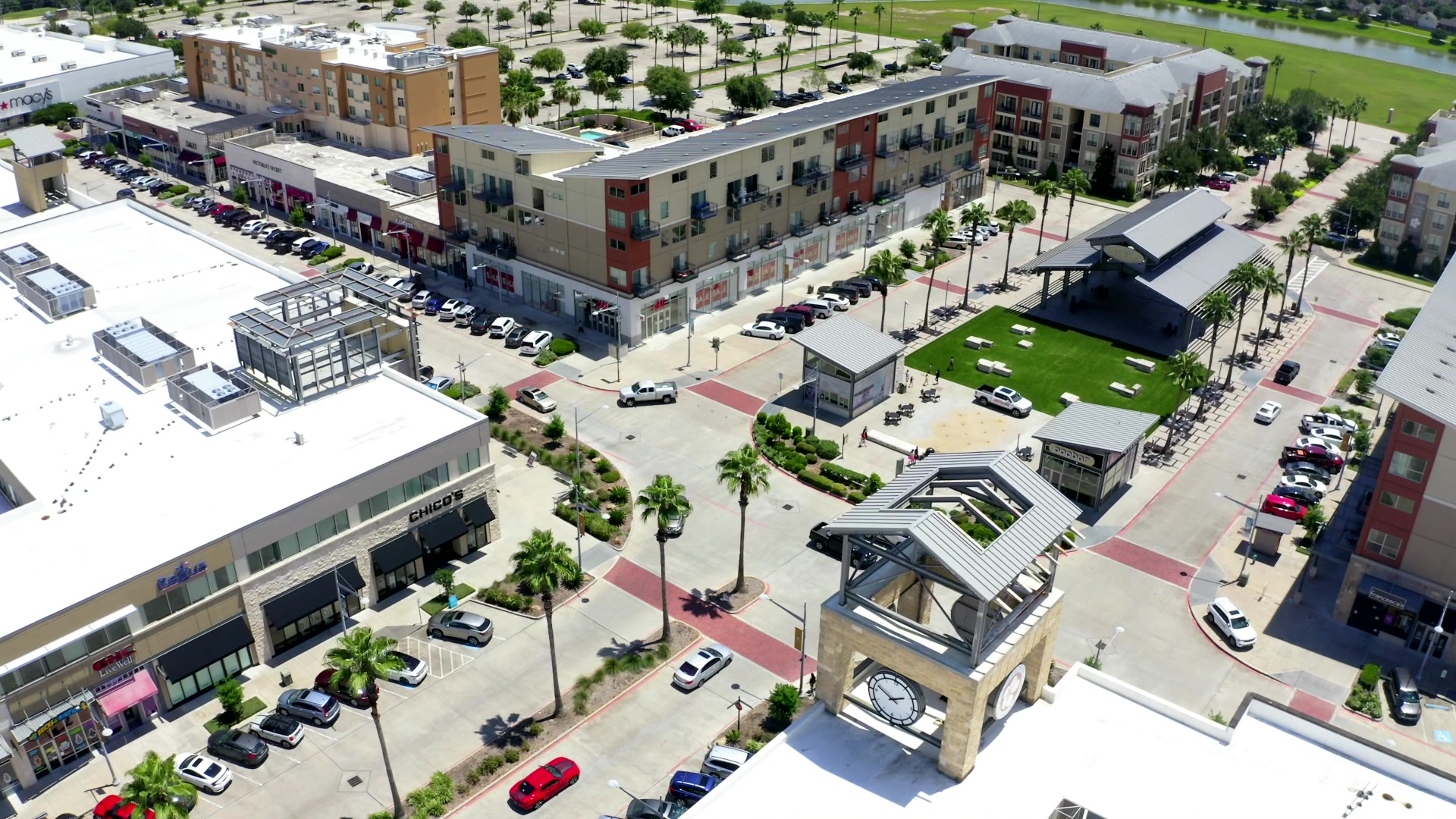10 Videos to Localize & Personalize a Big Landscaping Company ...